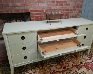 DIY Dresser to Media CenterDIY Show Off ™ – DIY Decorating and Home ...