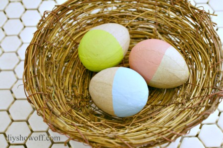 Dip dyed (painted) paper mache Easter egg craft tutorialDIY Show Off ...