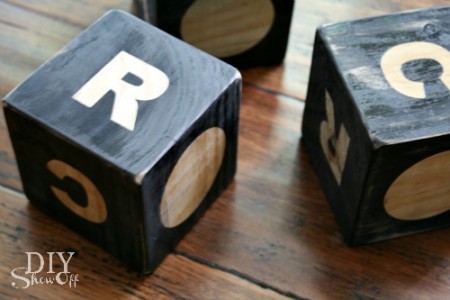 DIY Outdoor Giant Dice Game (LCR)DIY Show Off ™ – DIY Decorating and ...