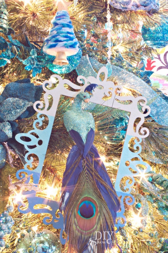 Ornament FramesDIY Show Off ™ – DIY Decorating and Home Improvement Blog