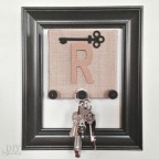 DIY Burlap and Spool Key Keeper Tutorial - DIY Show Off ™ - DIY ...