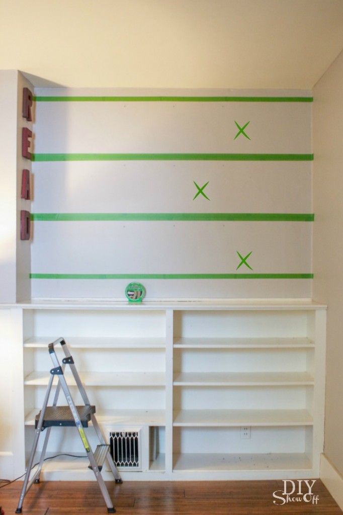 Striped Gallery WallDIY Show Off ™ – DIY Decorating and Home ...